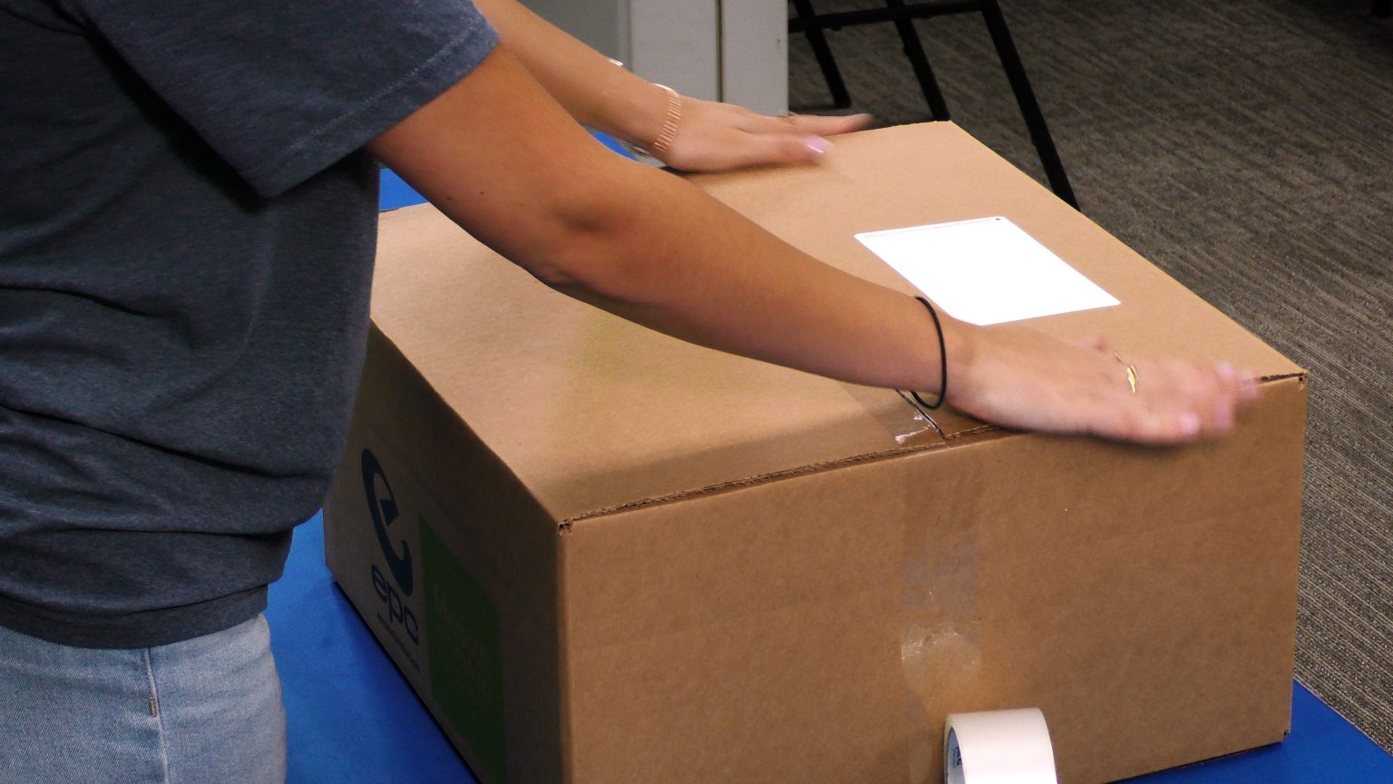 Laptop and Docking Station Packing Guide - EPC USA